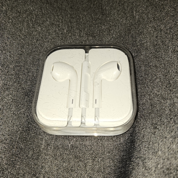 Apple | Headphones | New Apple Earbuds | Poshmark